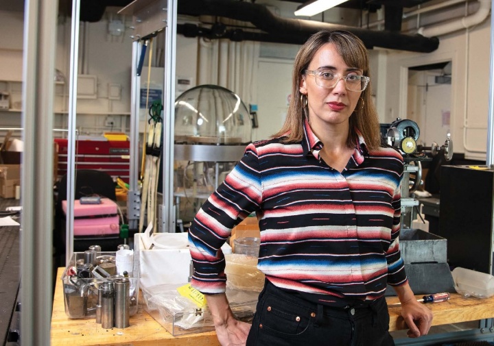 Kerstin Perez ’05 | Columbia College Today