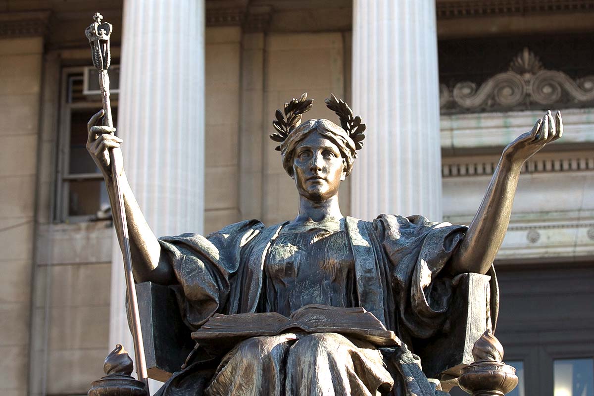 alma_featured_hero.jpg | Columbia College